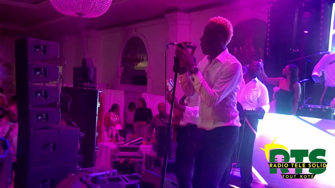 Disip De Gazzman Couleur Madanm mwen te met pa bon (live) @ Paris ... Disip De Gazzman Couleur Madanm mwen te met pa bon (live) @ Paris ...