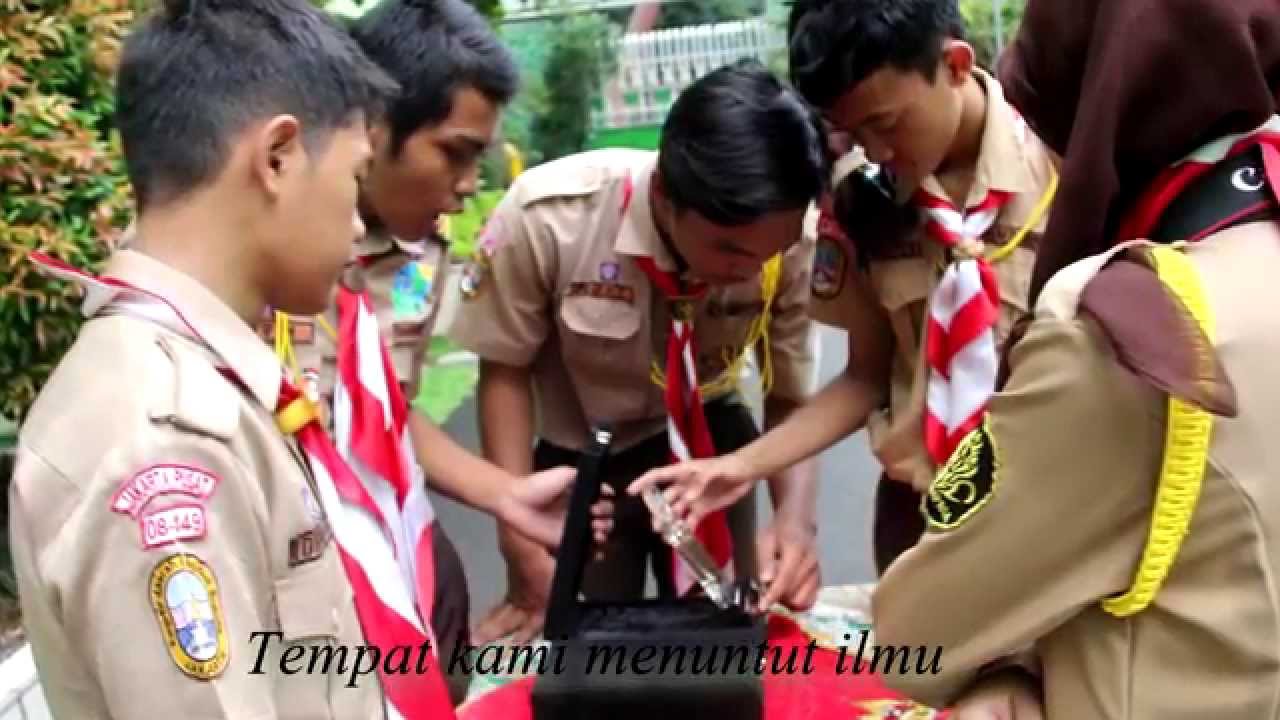 Himne SMA Negeri 68 Jakarta - YouTube
