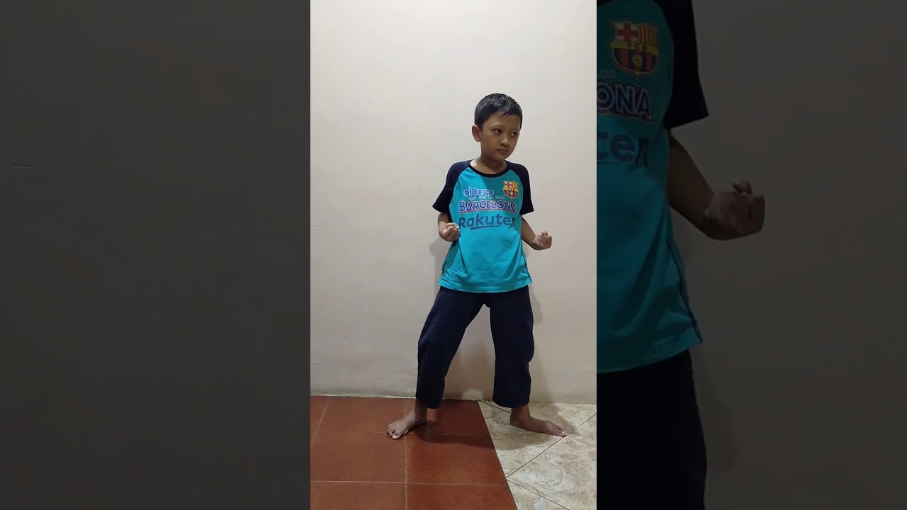 video olahraga Azzam muhammad ridwan kelas 4 khandaq - YouTube