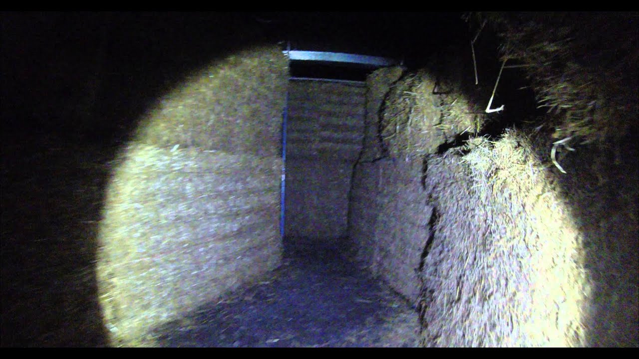 dark hay maze at Bauman's Farm and Garden, video 2, 4k - YouTube