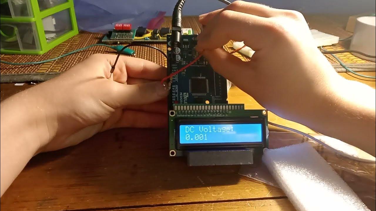 DIY Arduino voltmeter! - YouTube