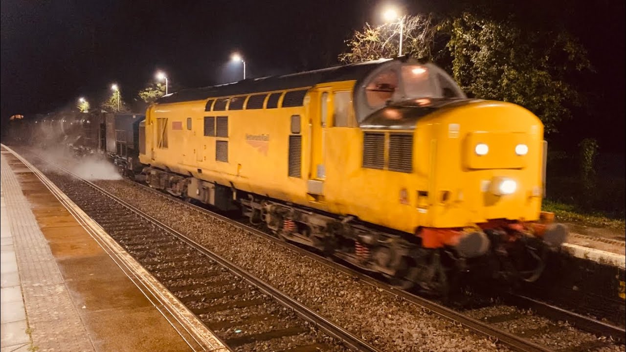 Sunday Borderlands Line Special 66793 Dee Marsh Steel 97303 & 97304 on ...