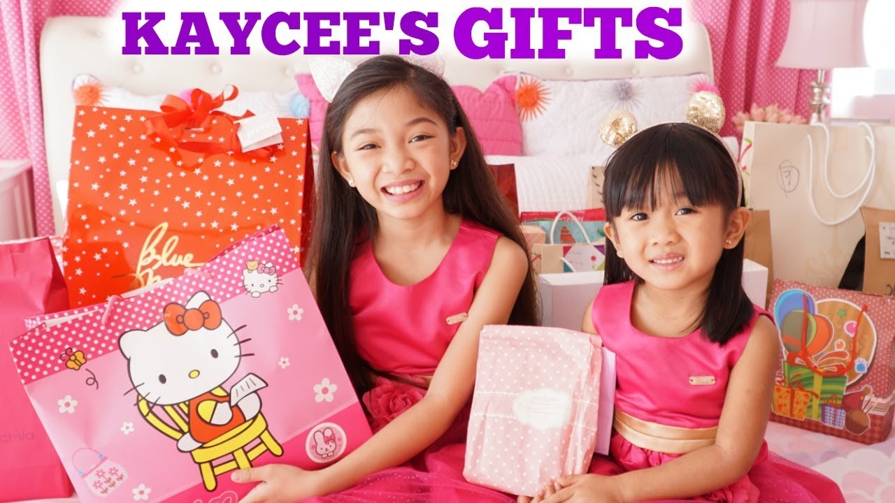 Kaycee's 10th Birthday Gift Opening - YouTube