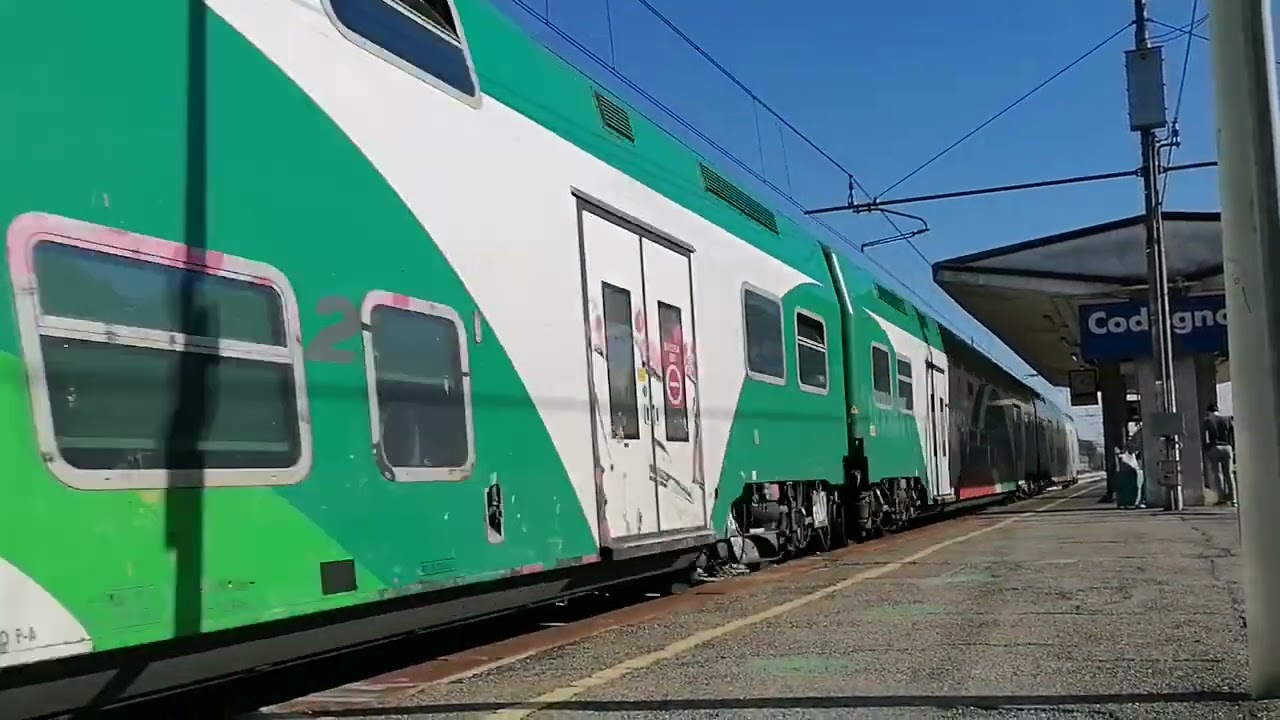Treno Regionale veloce 2471 in transito a Codogno (LO) - YouTube