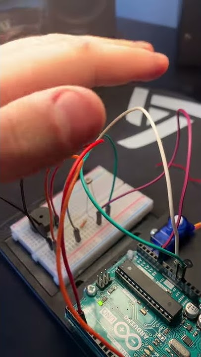 Arduino Theremin using Light Sensor and Buzzer - YouTube