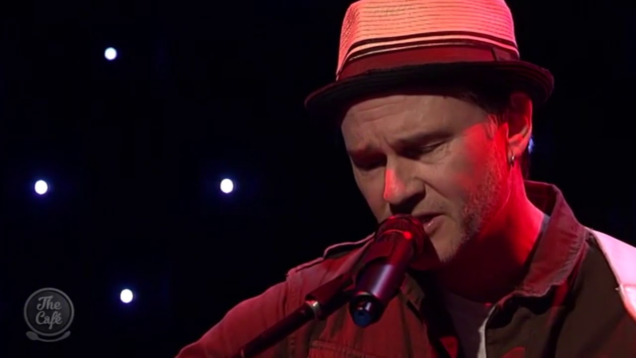 New Zealand Singer Greg Johnson joins us on The Cafe - YouTube