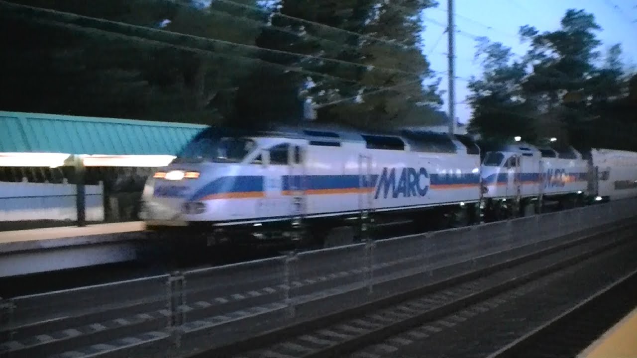 Double-Header MP36's Lead MARC 544 Into Halethorpe - YouTube