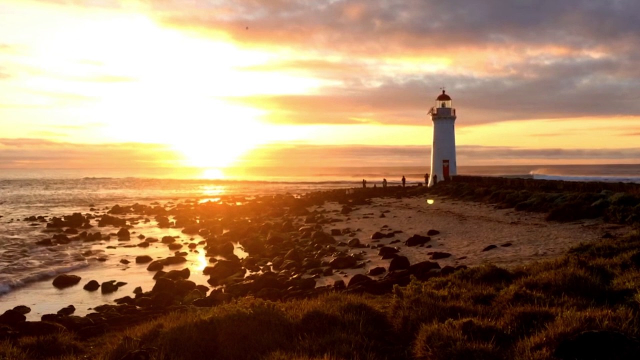 Port Fairy Lighthouse, Sunrise Time Lapse - YouTube