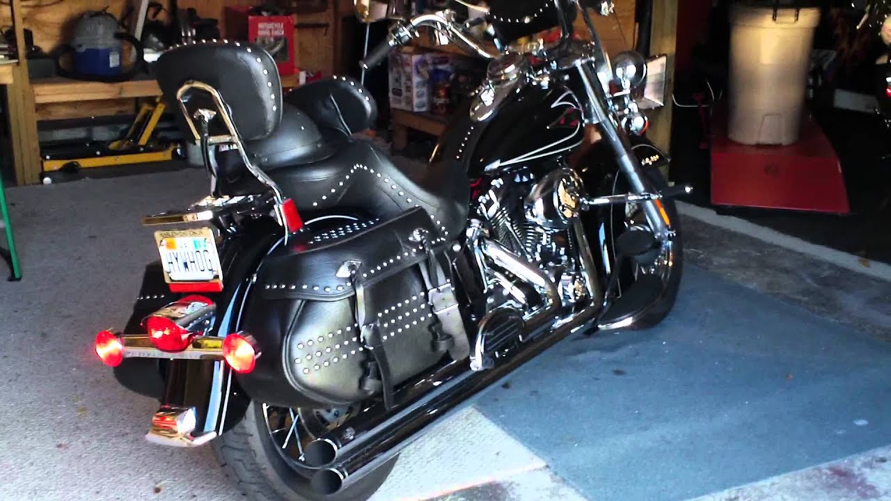 harley davidson 09 softail heritage - YouTube