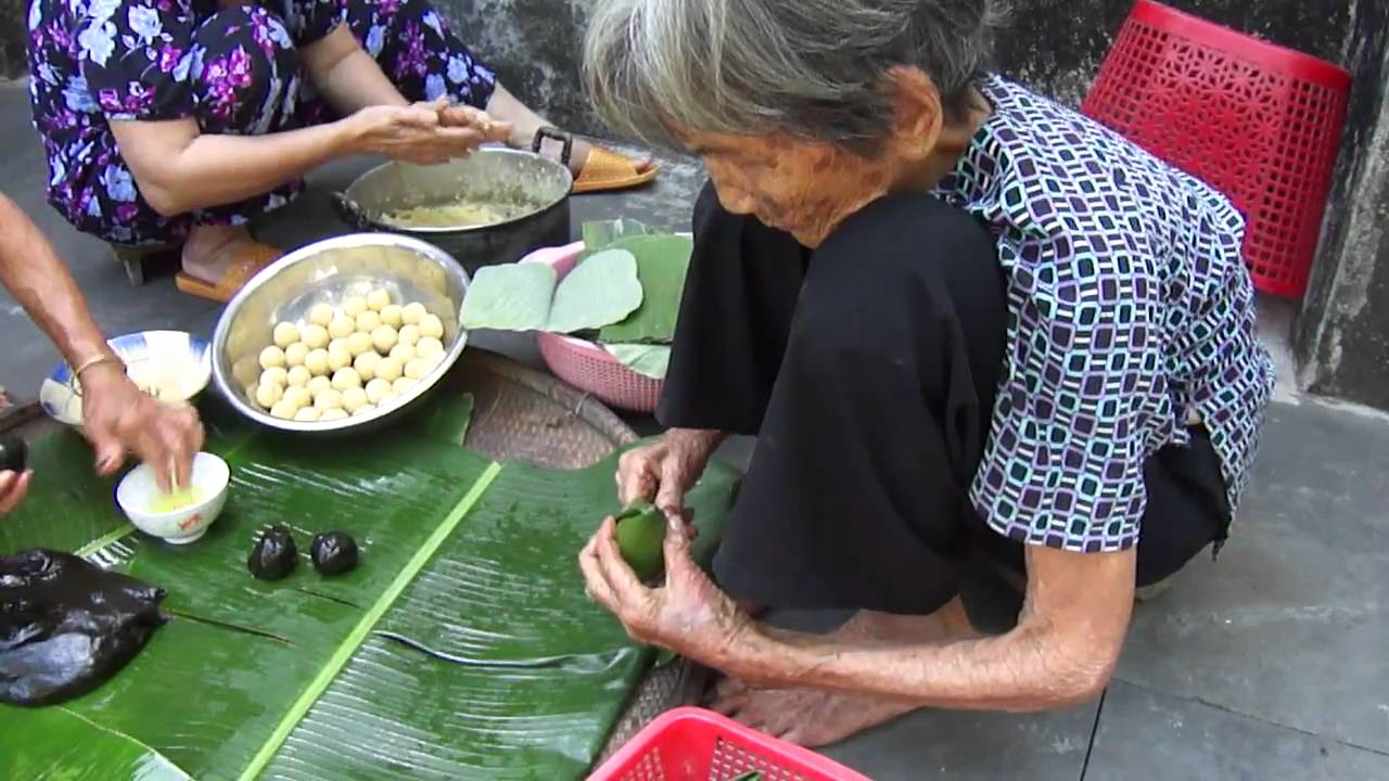 Gói bánh ít - YouTube