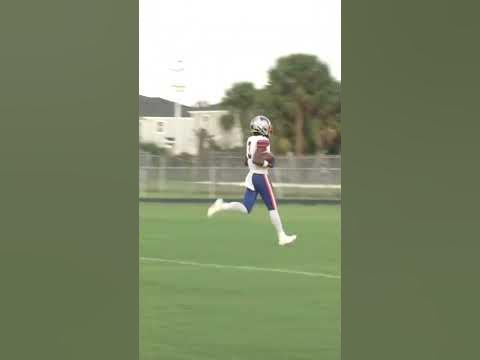 🐶 BULLDOGS BIG DAY🐶 DJ Moore finds Naeem Burroughs all alone for the TD 🙌 - YouTube