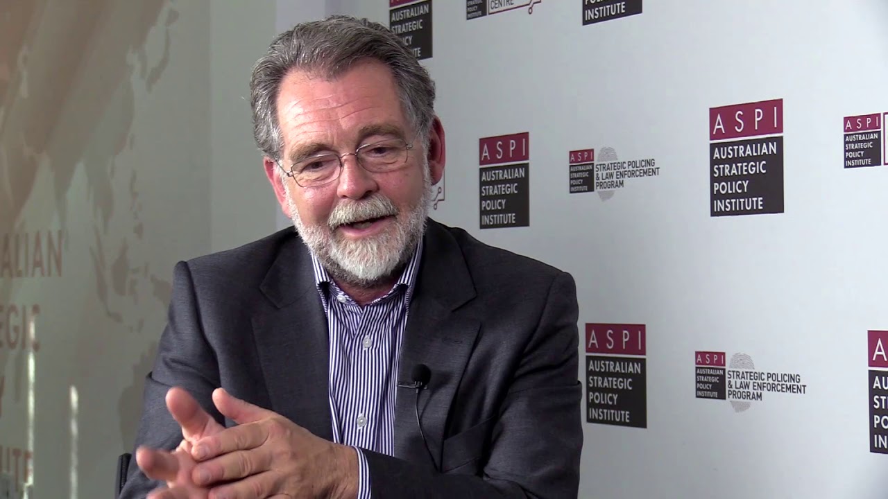 Australia and nuclear weapons: Hugh White - YouTube