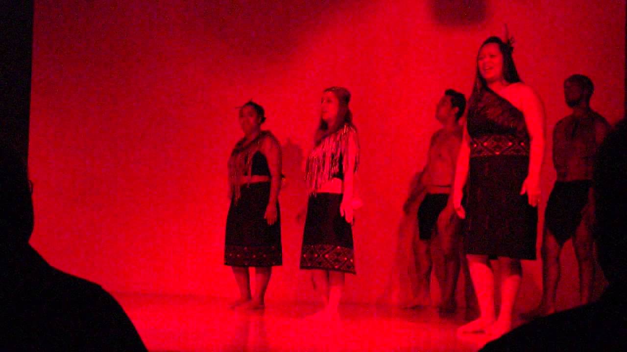 Maori Singing - YouTube