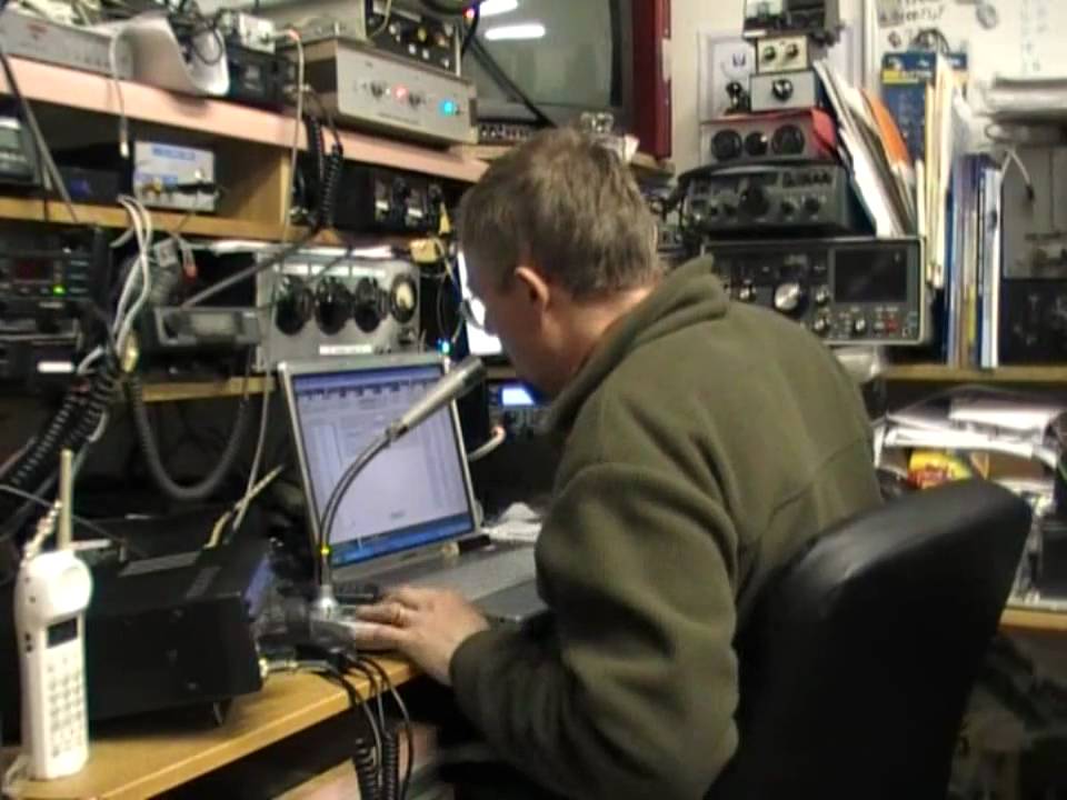 Demonstration of Amateur Radio Contesting in VK - YouTube