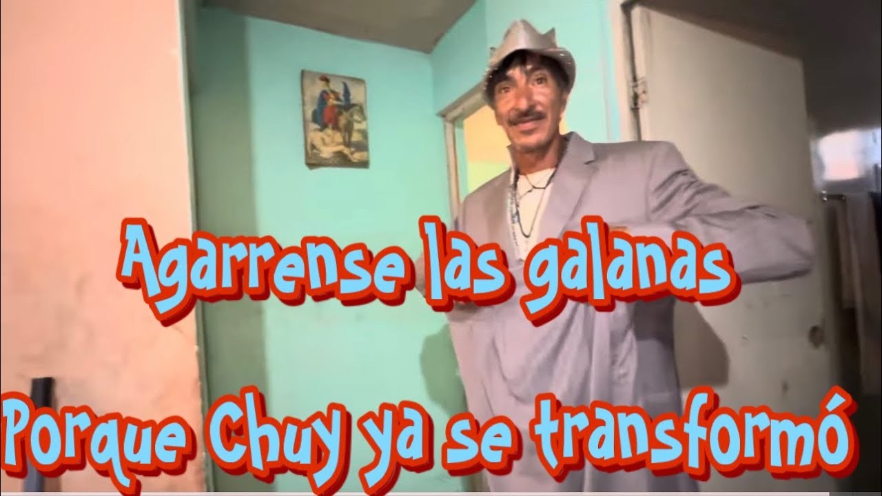 Chuy Con Traje TODO UN LICENCIADO - YouTube