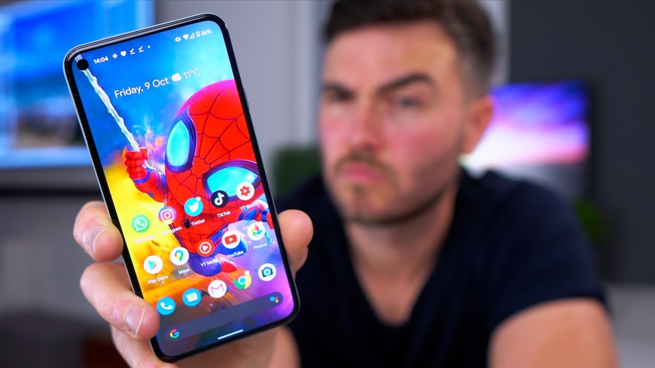 48 Hours With The Pixel 5 | Blurred Lines! - YouTube