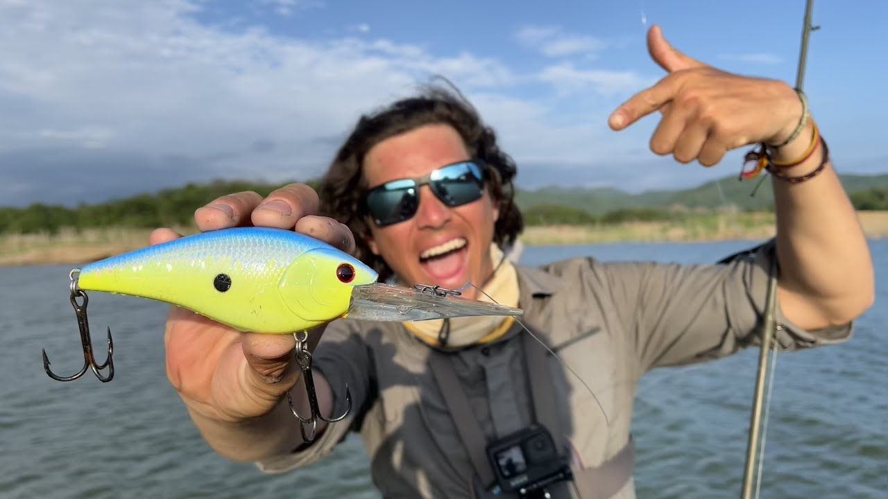 Reto de Pesca con el Currican (Crankbait) Más Grande del Mundo!! - YouTube