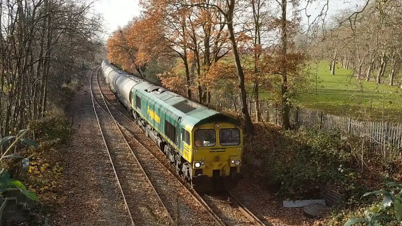 Trains at Dudding Hill Junction - December 2019 - YouTube