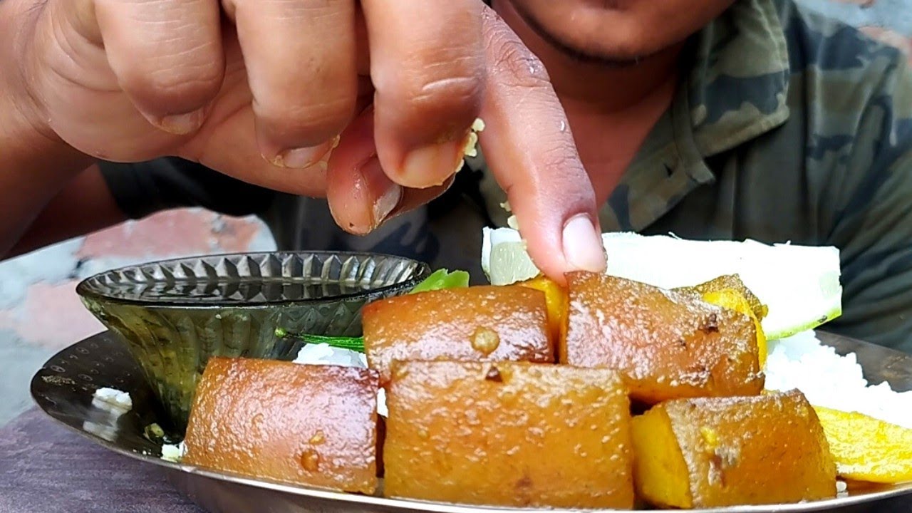 Pork fat mukbang|| and extra gravy|| - YouTube