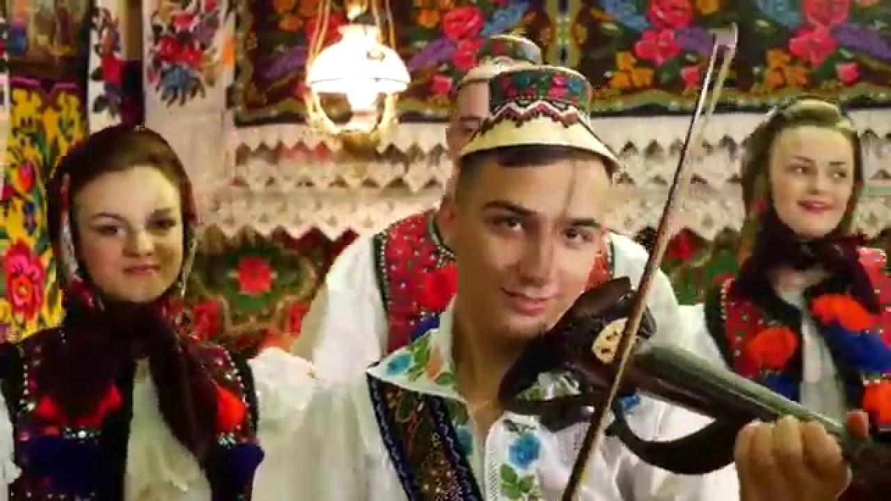 Marioara si Marian Berinde - Colaj maramures 2016 - YouTube