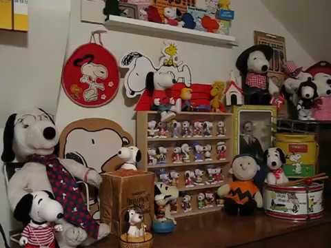 CollectPeanuts.com Snoopy Room 360 from November 2009 - YouTube