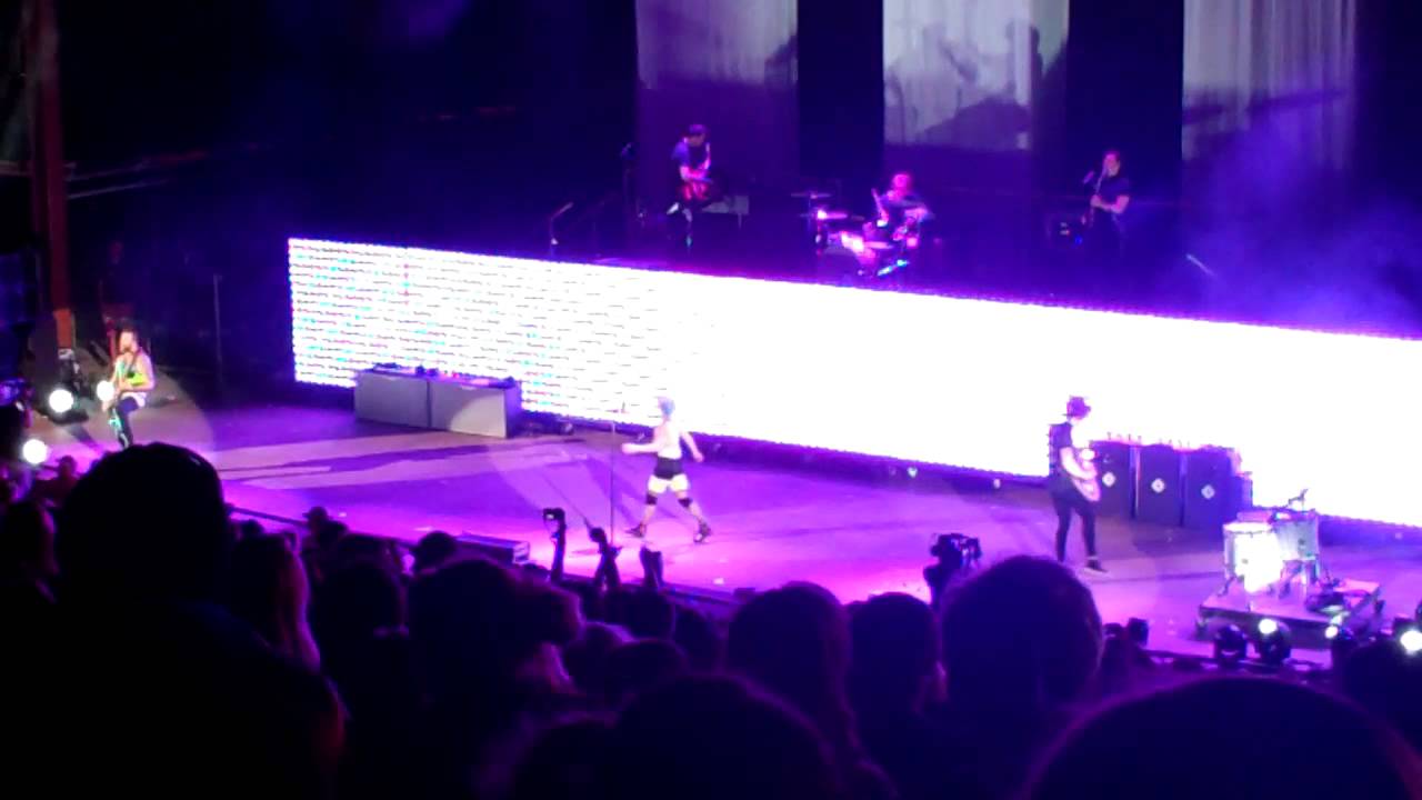 Paramore - Brick by Boring Brick - Live at Red Rocks - YouTube