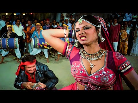 रेखा का कभी ना देखा हुआ गाना Mukh Pe Jo Chhidka Pani | Kishore Kumar, Lata Mangeshkar | Dharam Karam