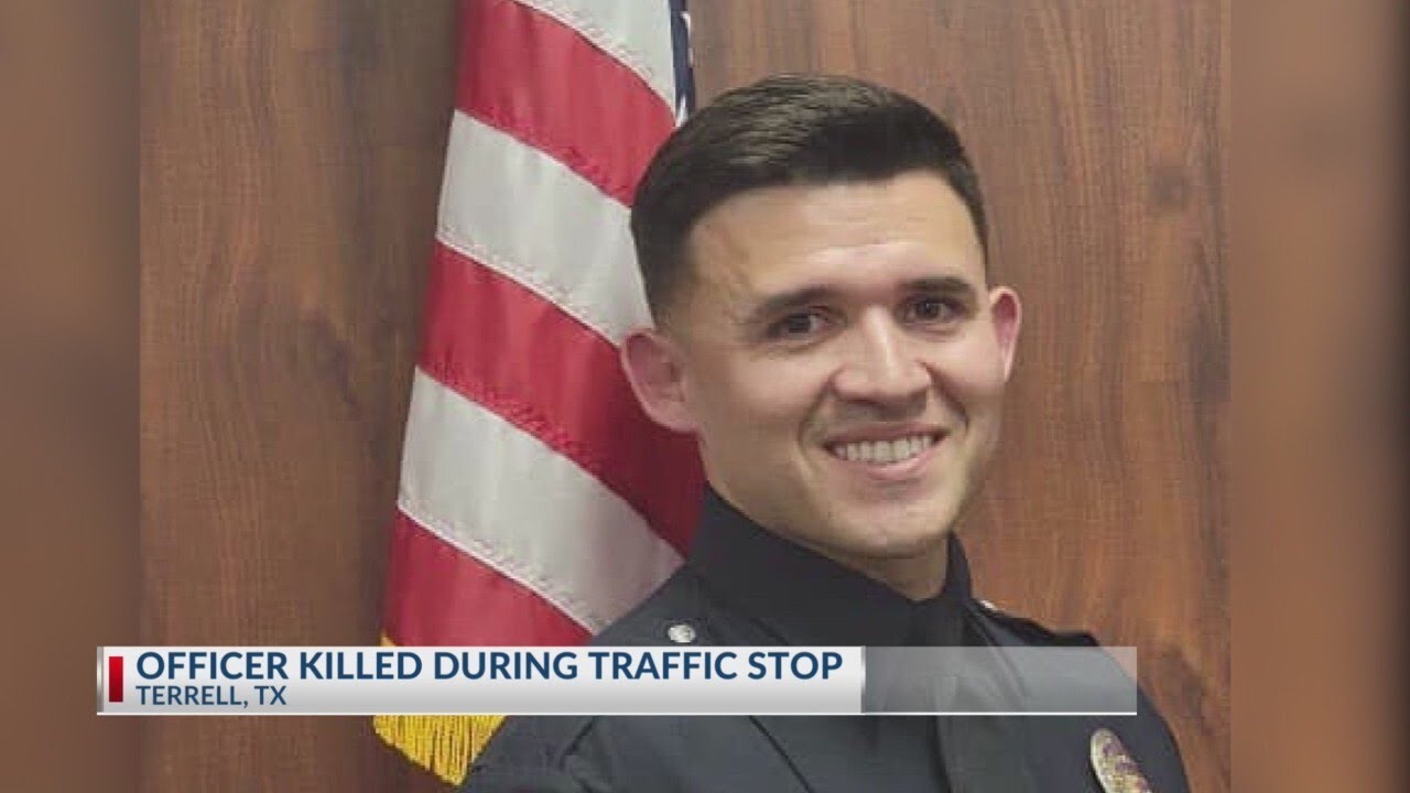 Terrell Texas police officer killed during traffic stop - YouTube
