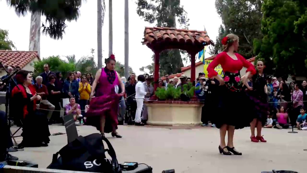 Flamenco Dancers in Balboa Park, May 29, 2016 - pt. 2 - YouTube