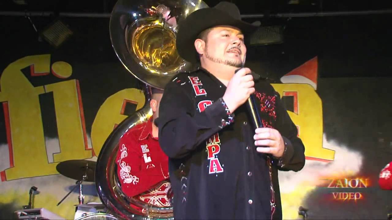 COMPA CHUY EXITOS - YouTube