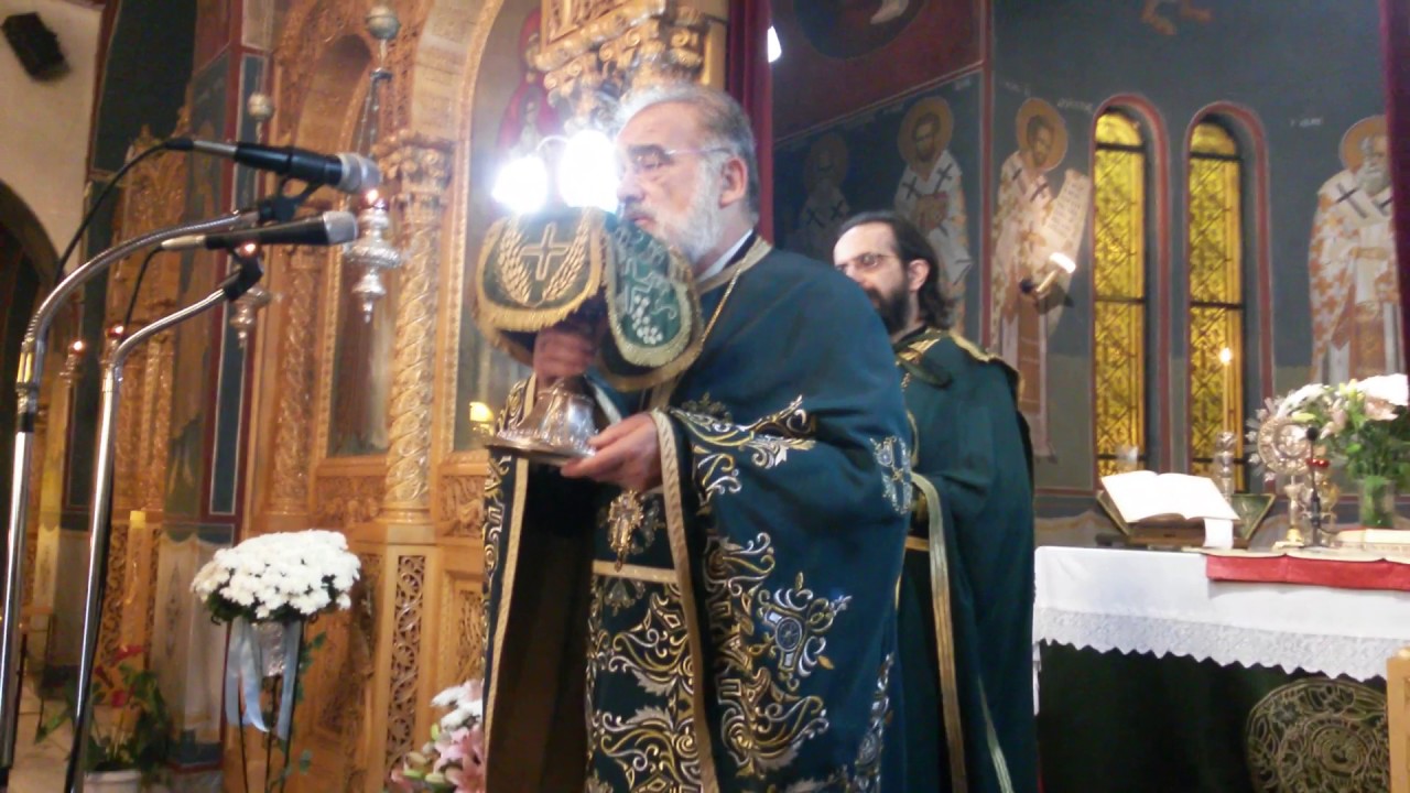 Με κατάνυξη η ώρα "Εισόδου των Αγίων" στον Αγιο Κοσμά Ν.Φιλαδελφείας ...