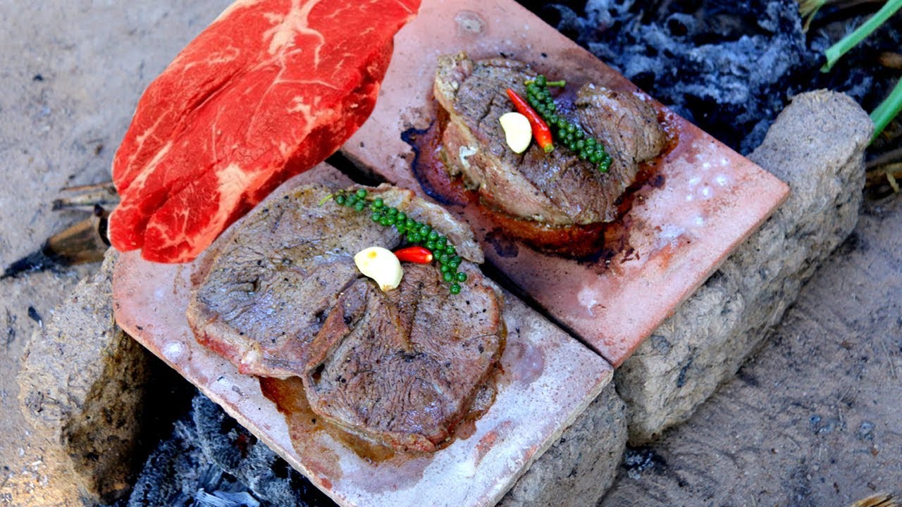 Wilderness Life : Primitive Cooking Meat On Roof Tiles Old - YouTube