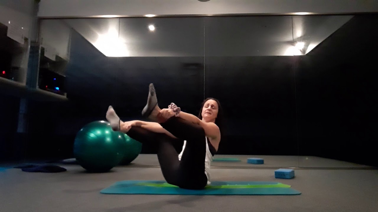 Vicky Pilates part 1 - YouTube