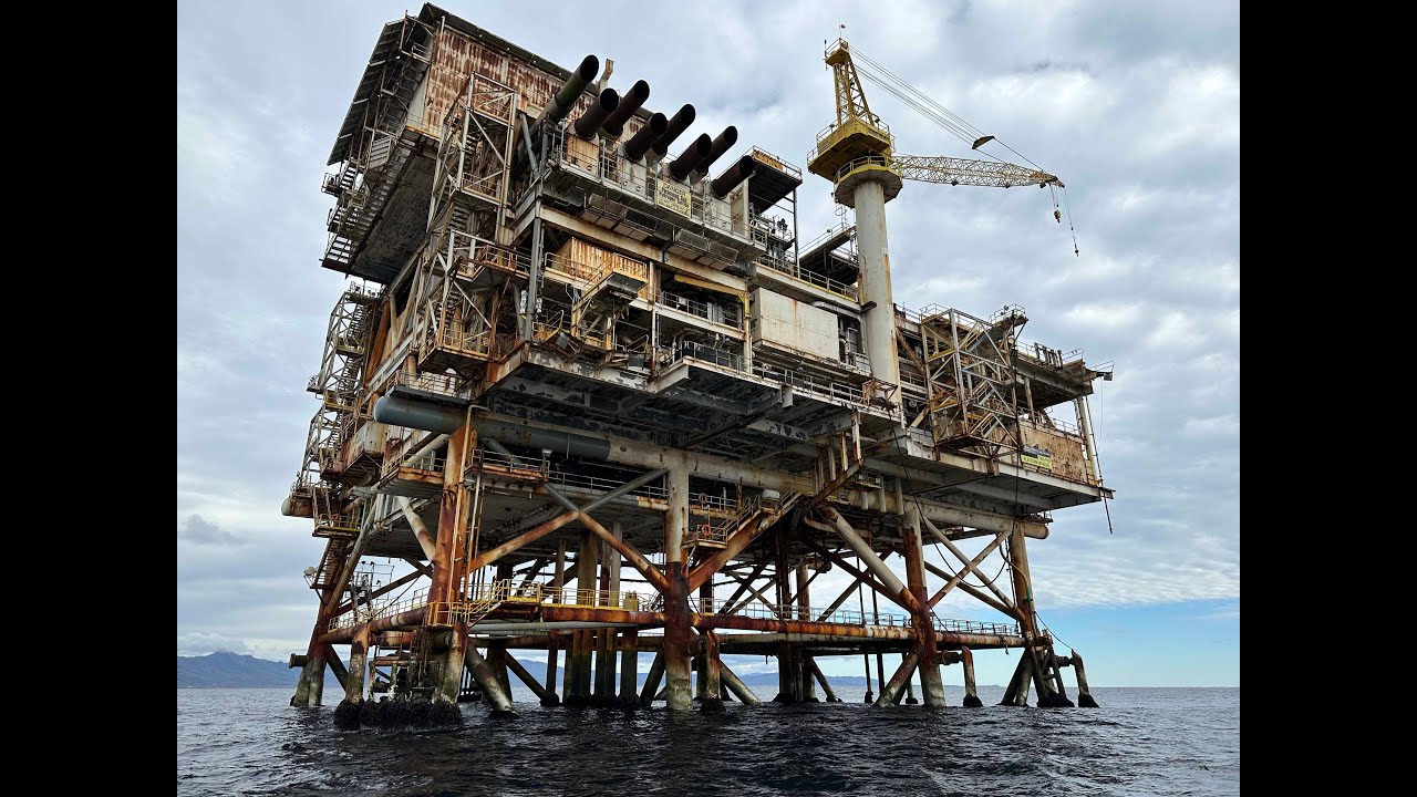 Abandoned Oil Rig - YouTube