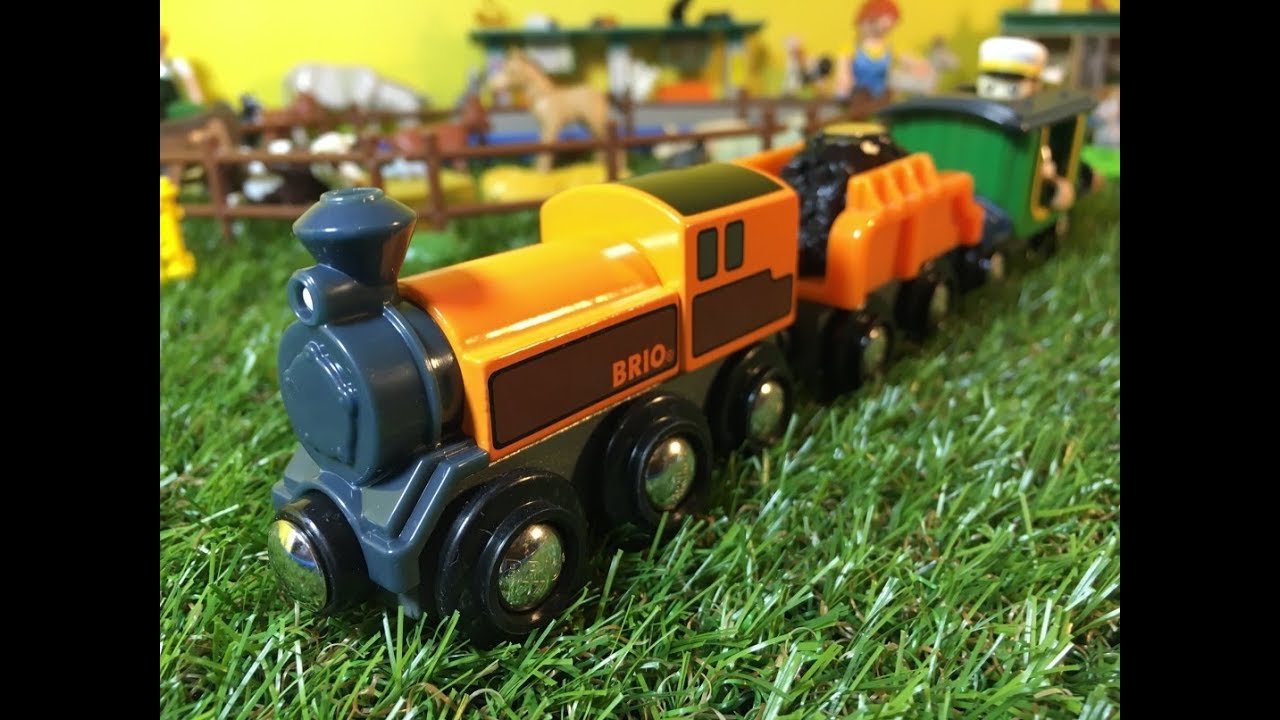 BRIO 33036 Steam Train (04381) - YouTube