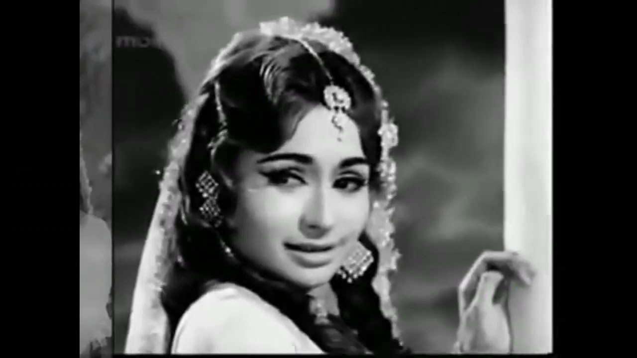 HELEN ..DANCER AND ACTOR.. SHAKSIYAT EK RANG ANEK ..SERA..SHESHADRI ...