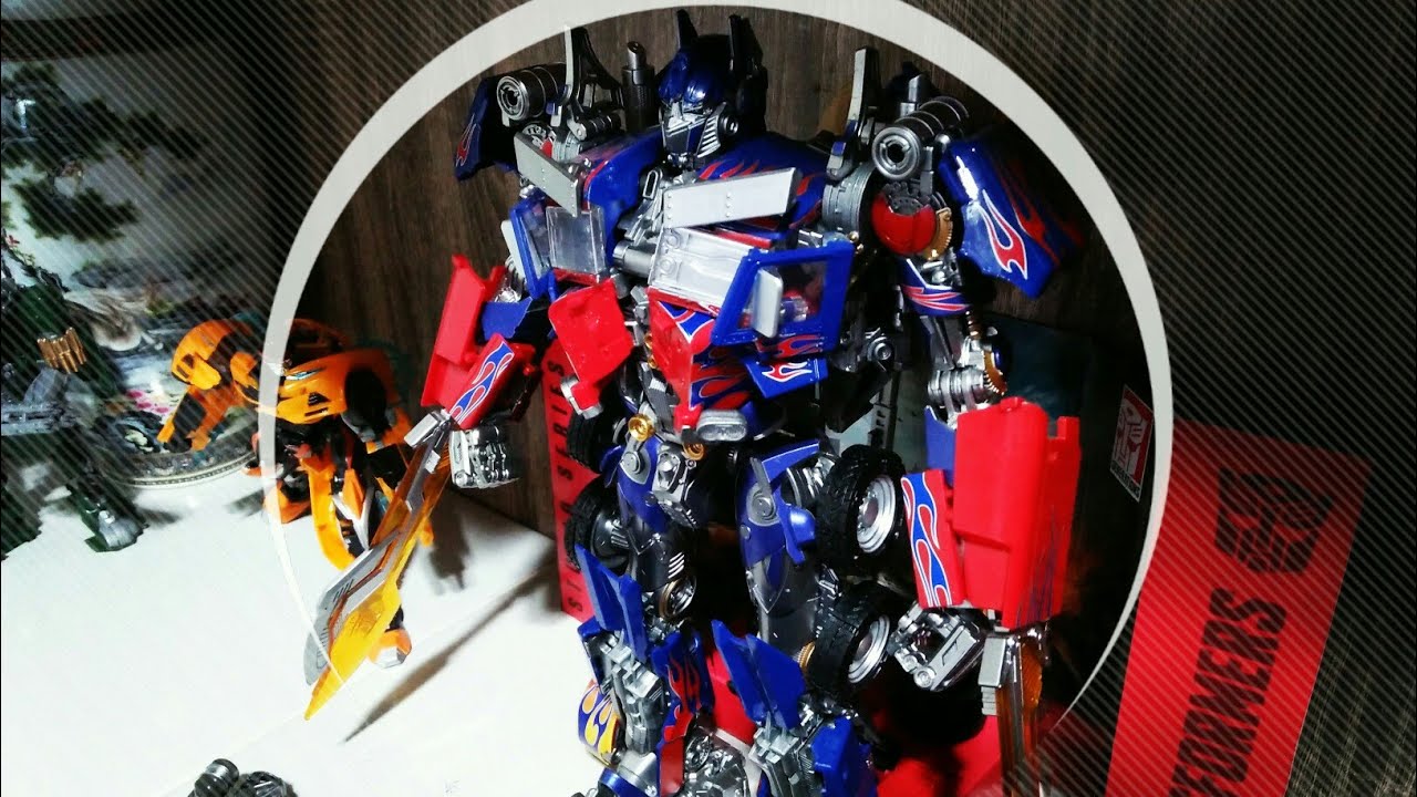 Masterpiece Movie Optimus Prime - Black Mamba LS-03 Oversized MPM - YouTube