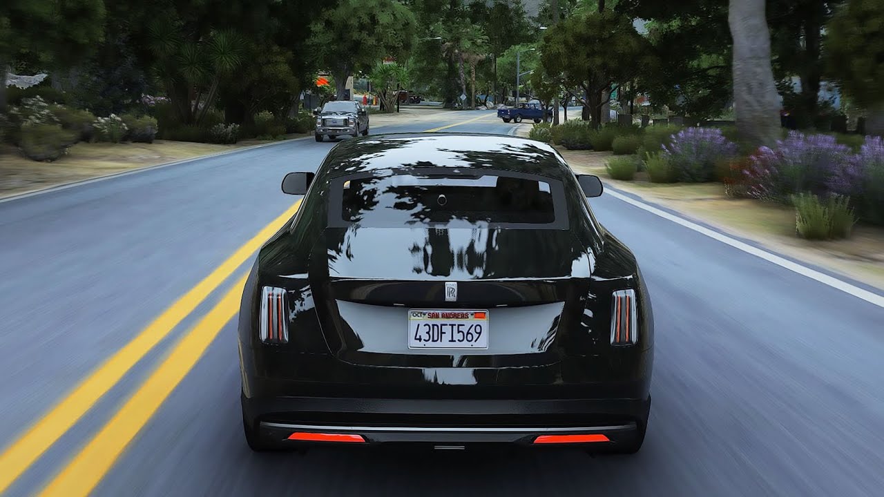 GTA 5 Enhanced Photorealistic Graphics Mod With Dense Forest ...