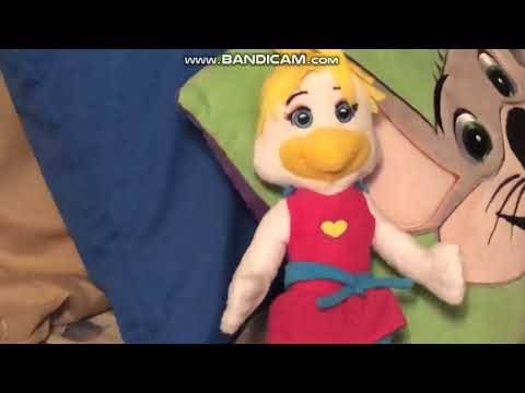 Characters Getting Scared By The THX Broadway VHS logo - YouTube