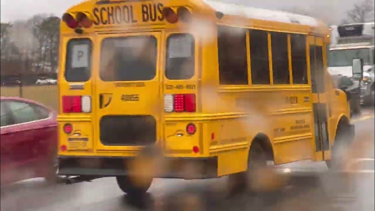 Friday School Bus Spotting! - YouTube
