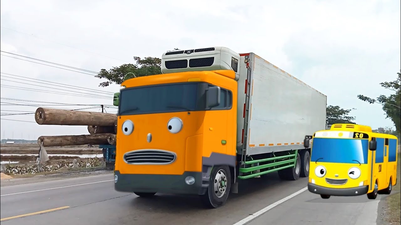 Truck Changes Shape into si Tayo * - YouTube