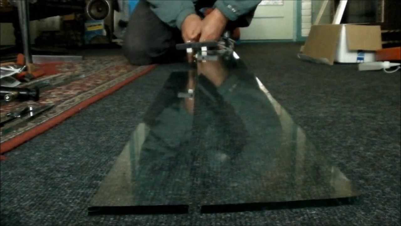 Long glass-slab knapping - PREQUEL (0/6) - YouTube