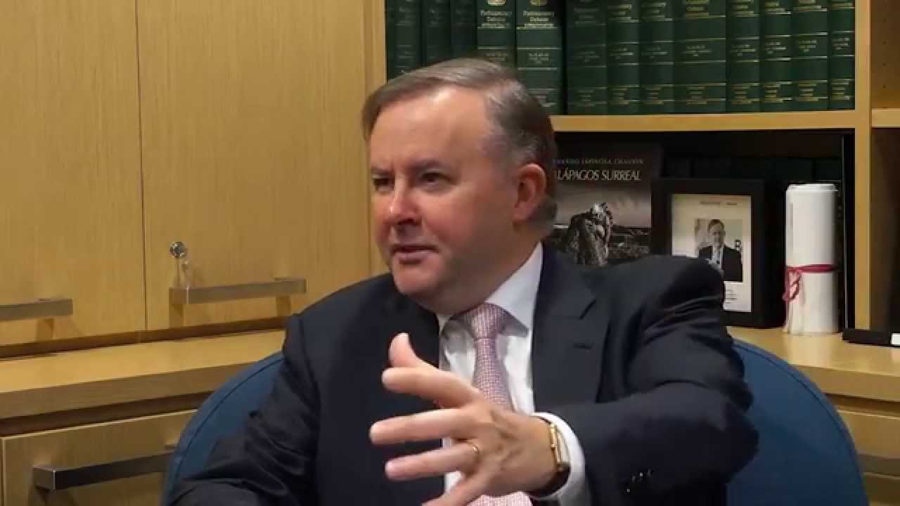 Spinning the Decks with DJ Albo - YouTube