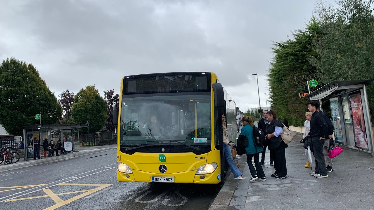 Bus Éireann | Route 105 | MC304 | (161-C-3075) | Mercedes Benz O295 ...