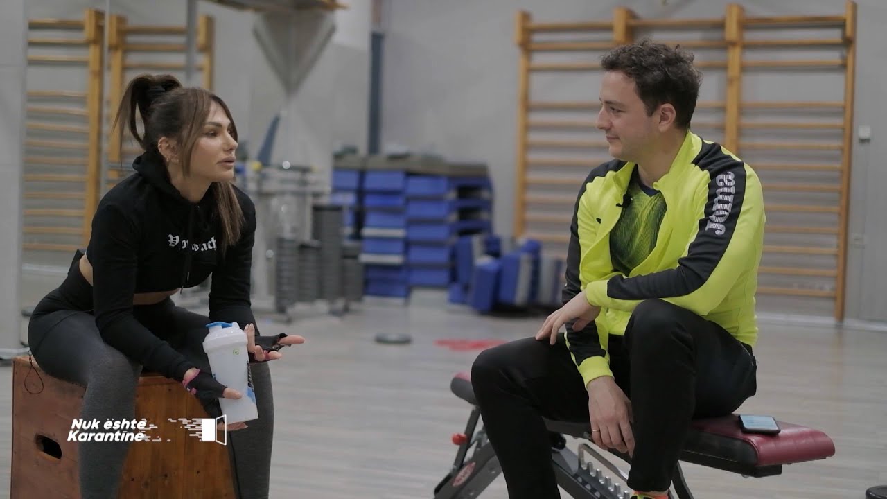 Rezarta Skifteri ne palester, si stervitet stilistja e njohur ...