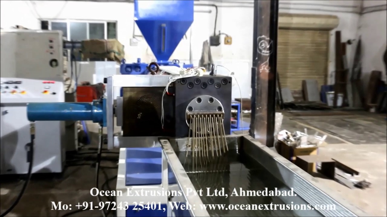 Plastic Recycle Granulator - YouTube