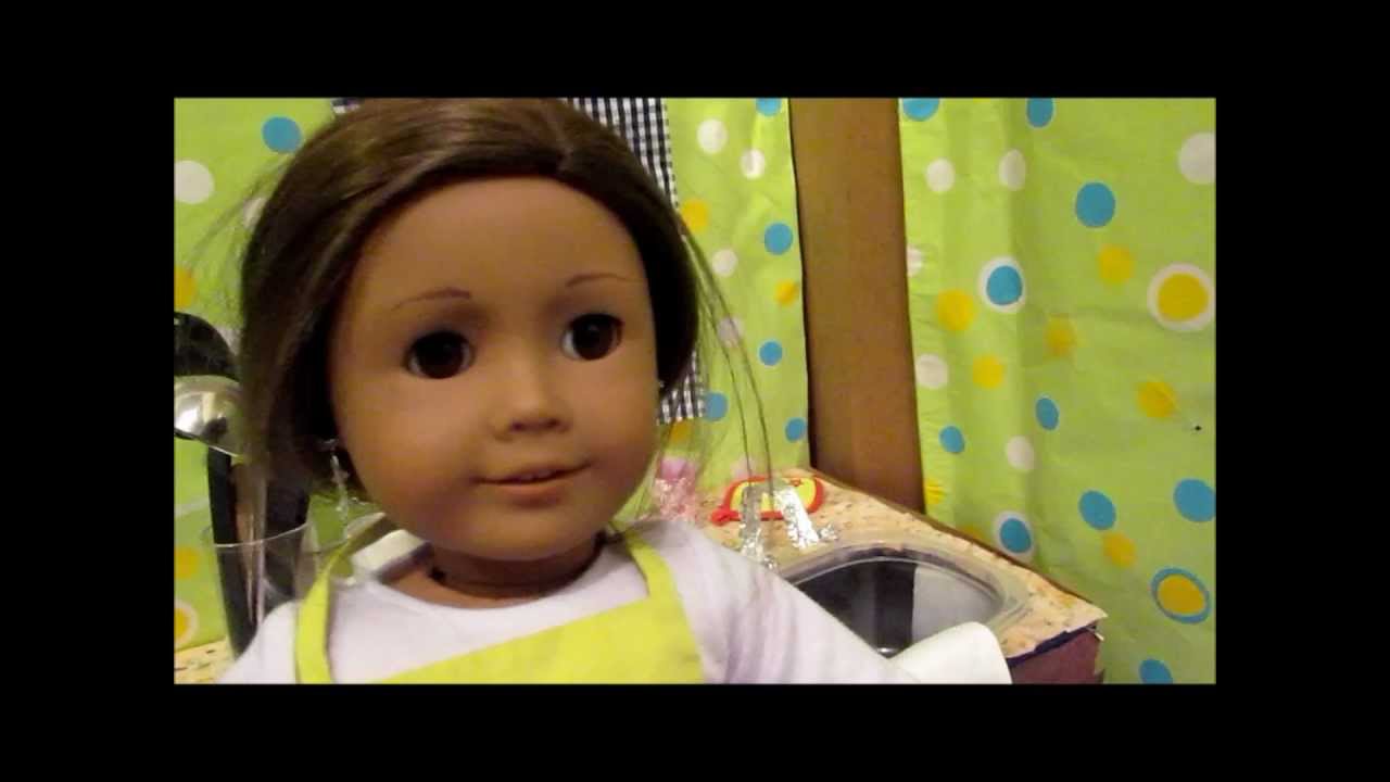 Anna Makes Cupcakes! - YouTube