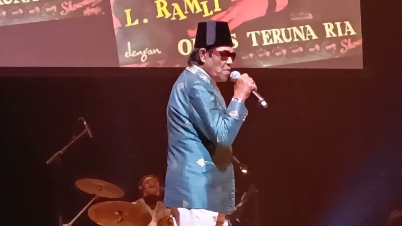 Malam Pop Yeh Yeh: Dara Pujaan - Dato' L. Ramlee performed at The ...