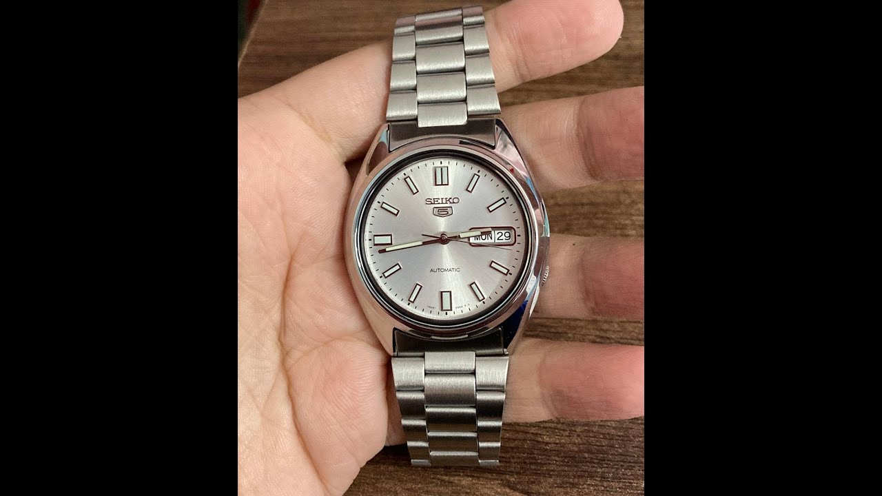 Seiko 5 Automatic SNXS73J , Poor Man's Rolex Datejust - YouTube