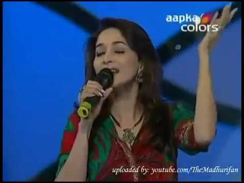 Madhuri Dixit at Umang show 2011